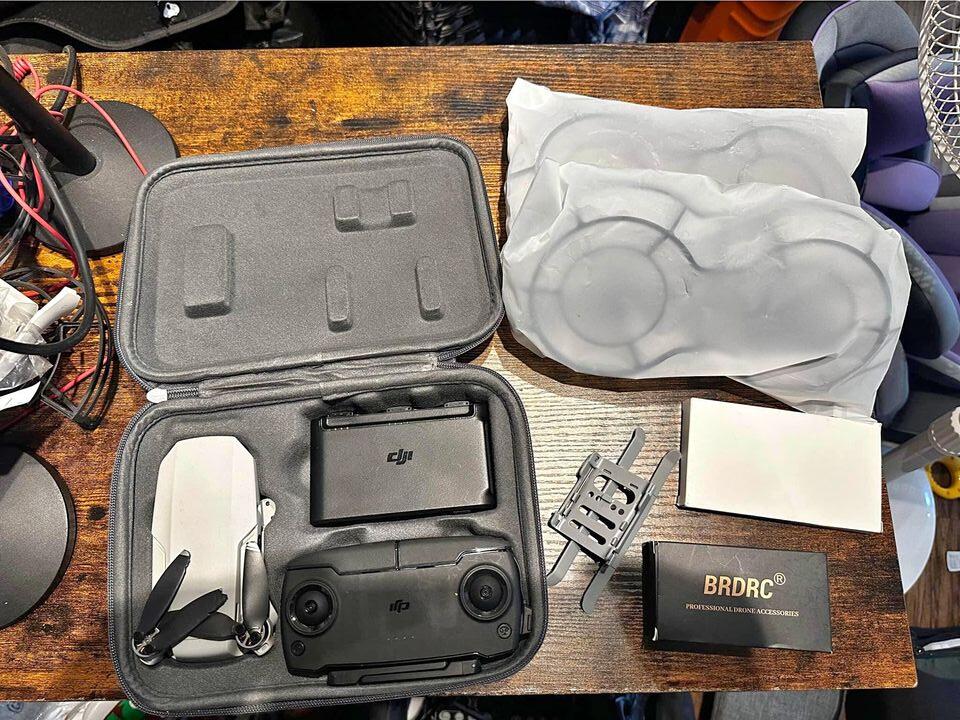 19 Best DJI Mini SE Accessories [year] (The Ultimate Guide)